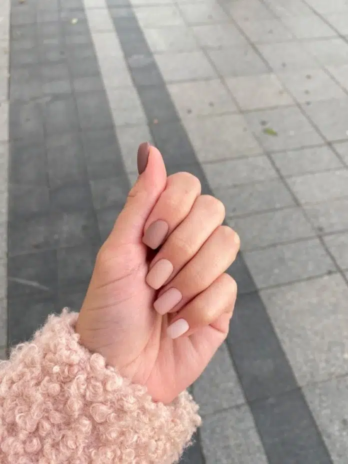 Diseños para UÑAS CORTAS sencillos de hacer Diseños para UÑAS CORTAS sencillos de hacer