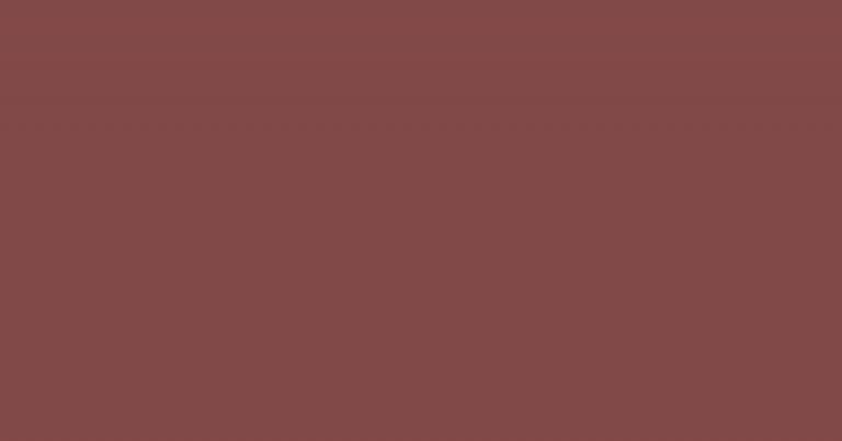 Los 5 colores al vestir que te hacen envejecer